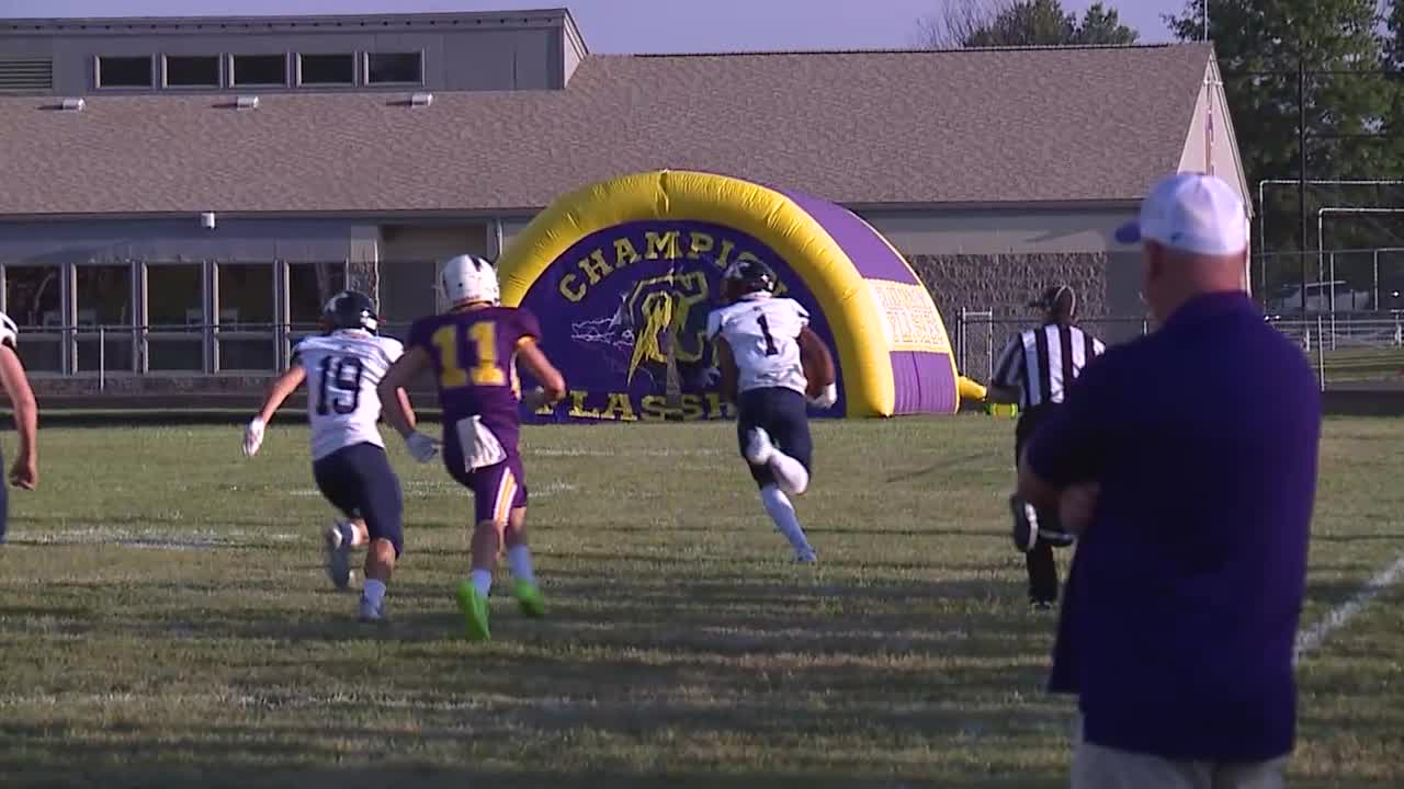 Warren JFK Eagles vs. Champion Golden Flashes football 2022 – WKBN.com