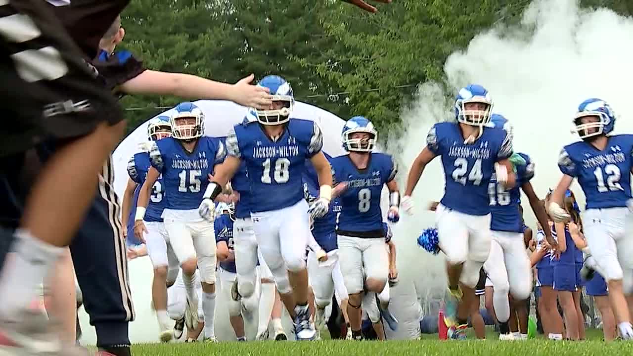 Mathews Mustangs vs. Jackson-Milton Blue Jays high school football ...