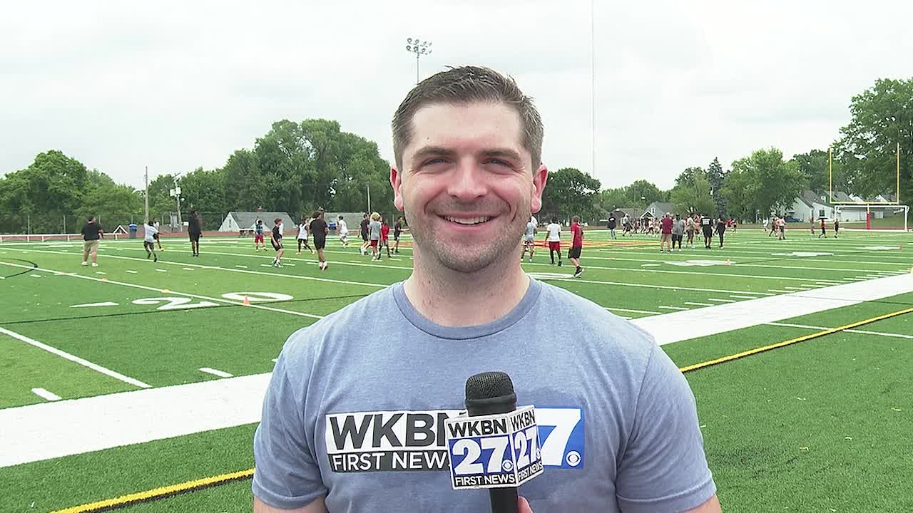 Super Bowl Champion highlights Mooney football camp – WKBN.com