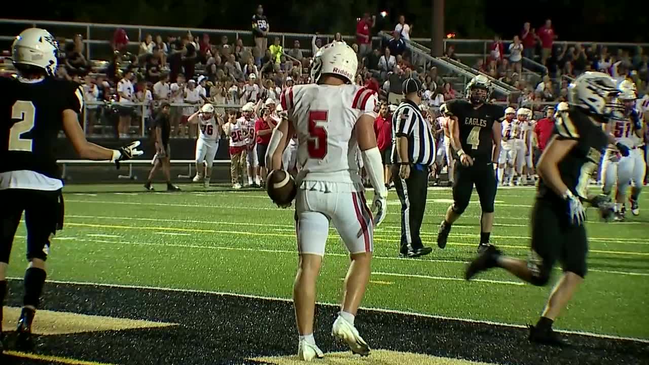 Avonworth Antelopes vs. Grove City Area Eagles high school football ...