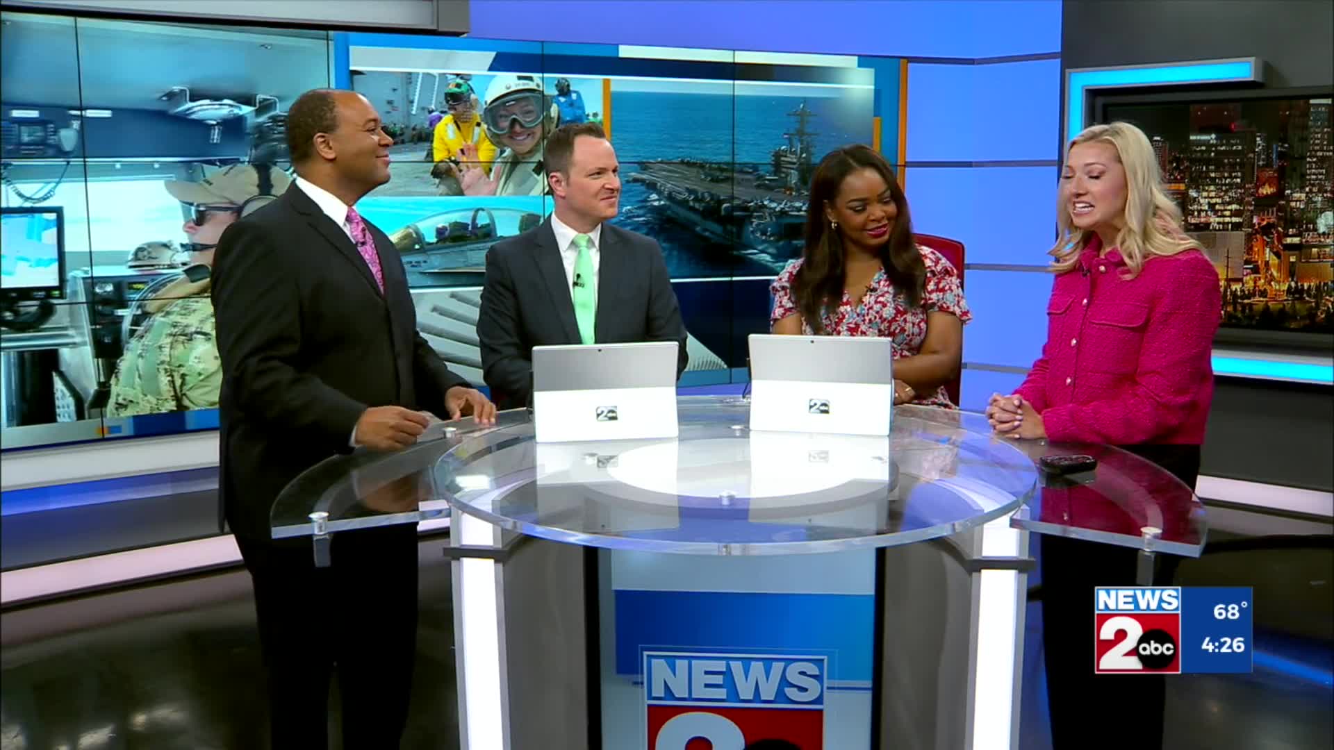 Shelby Goes to Sea: Shelby tries out the 50 cal. simulator – WKRN News 2