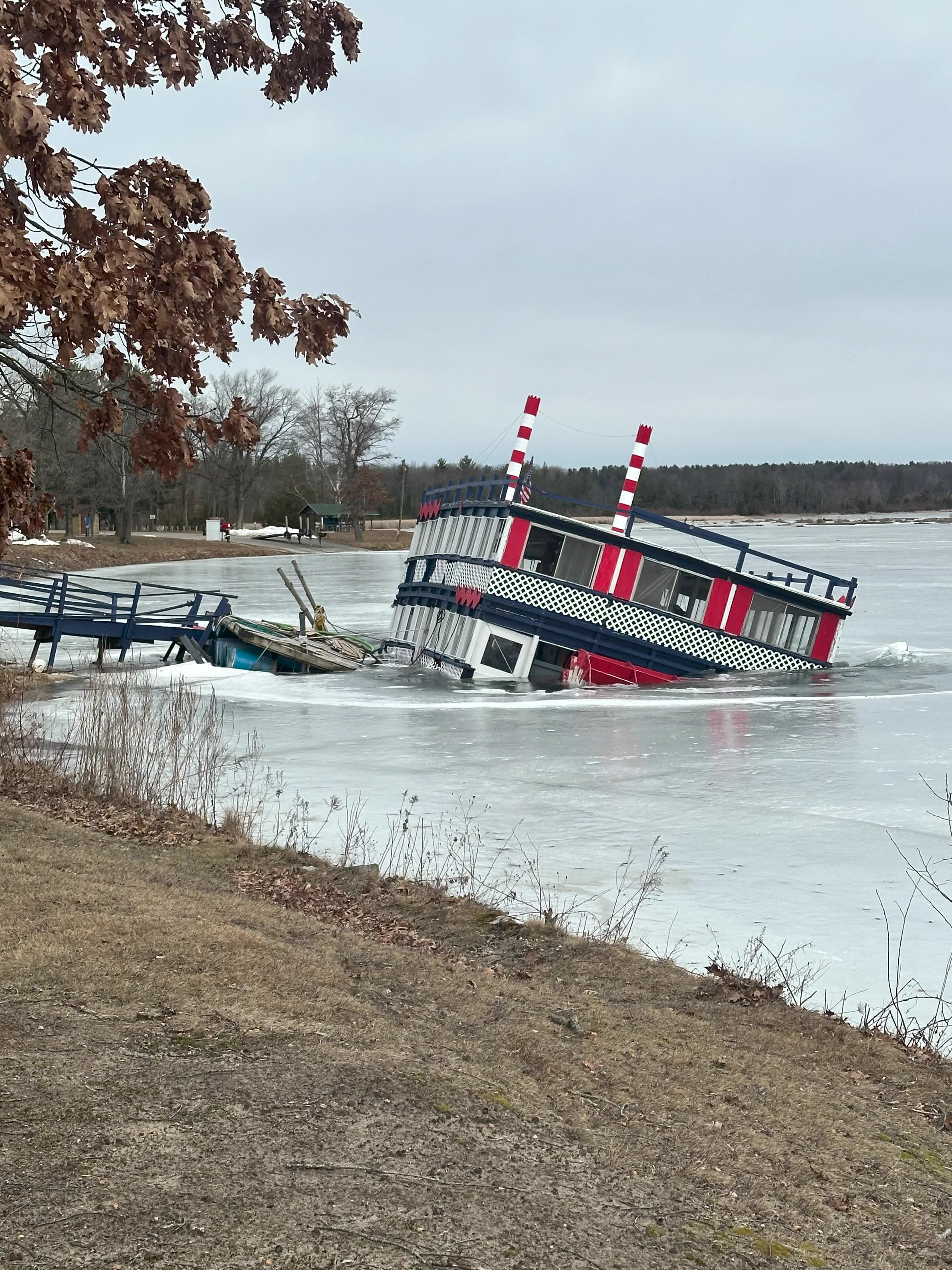 Au Sable River Queen – WLNS 6 News