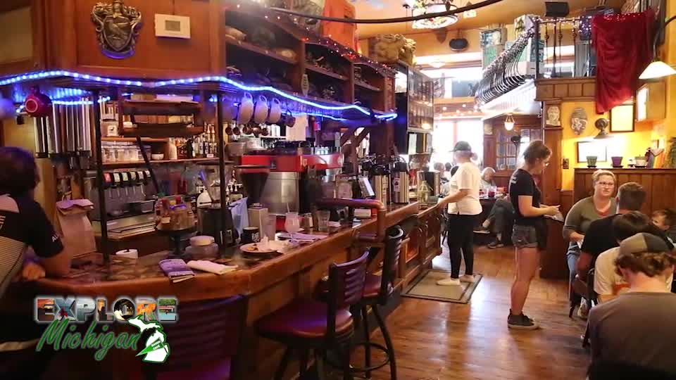 Explore Michigan: Raven Cafe – WLNS 6 News
