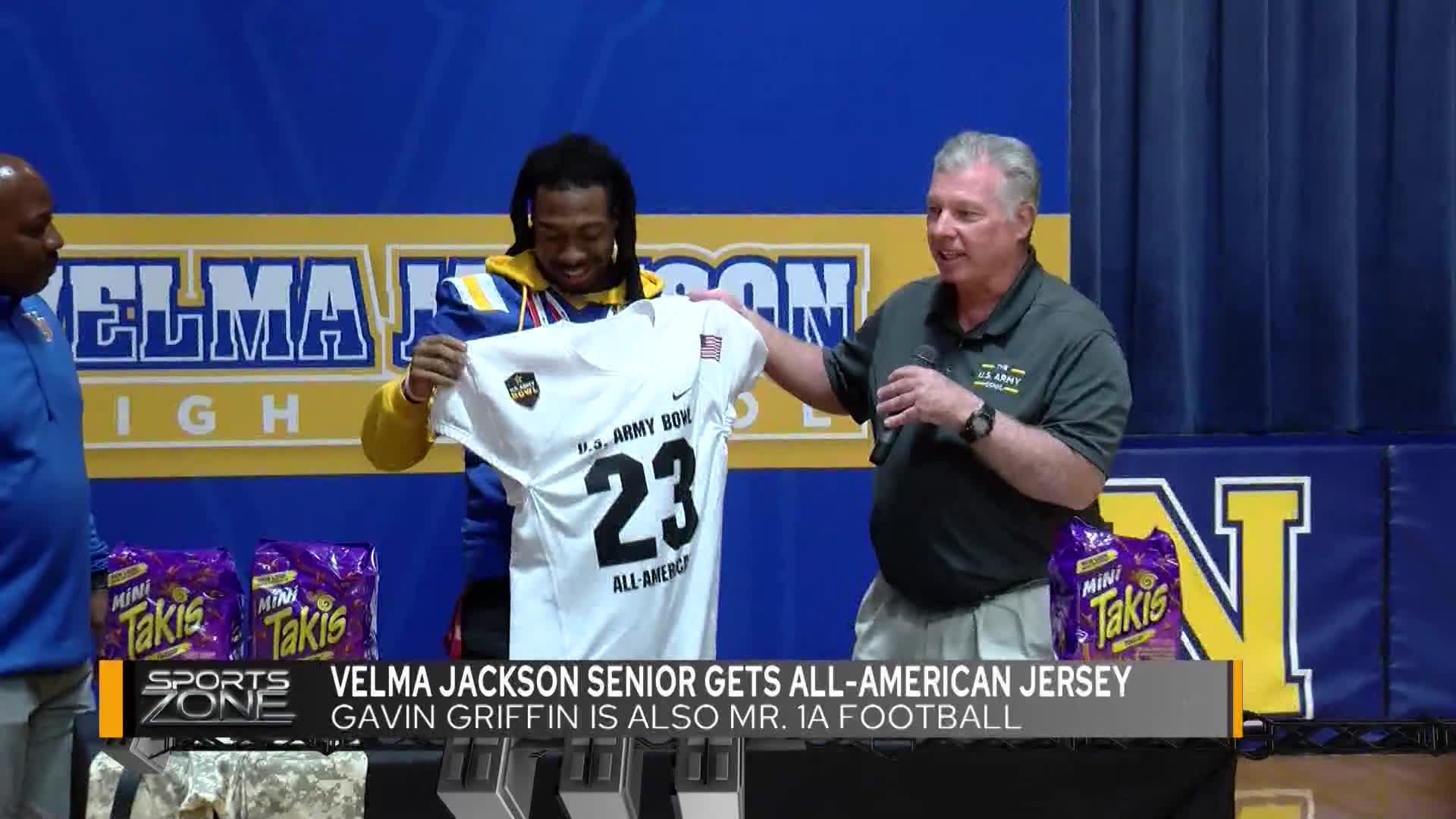 Velma Jackson Senior Receives All-American Jersey – WJTV