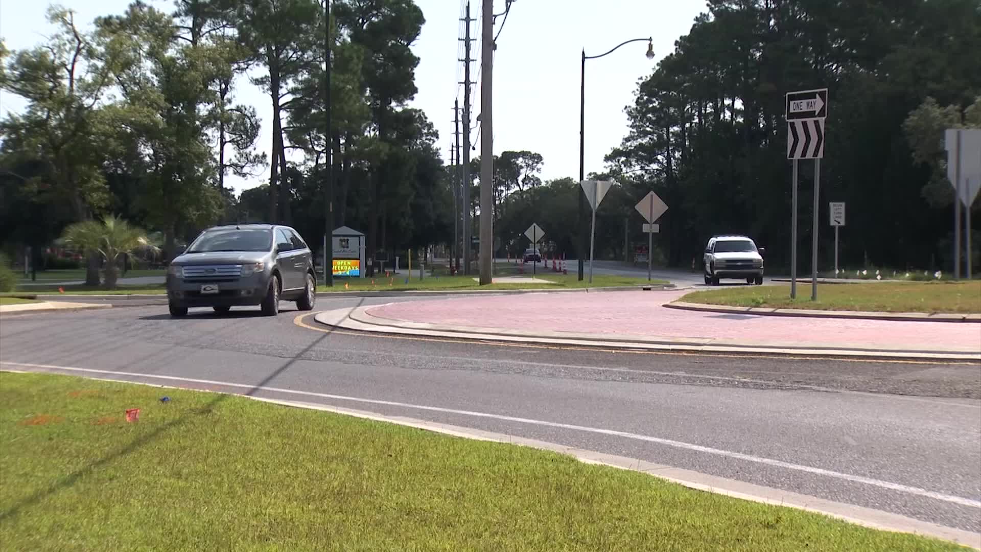 Roundabout opens on Canal Road in Orange Beach – WKRG News 5