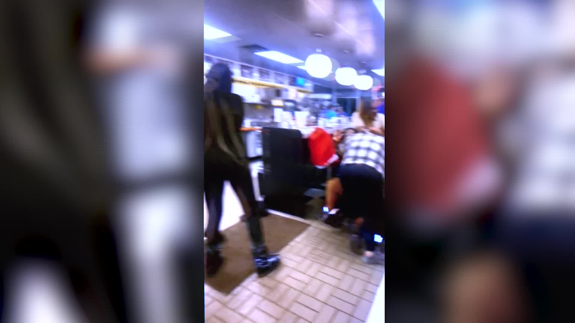 Waffle House Brawl – WKRG News 5