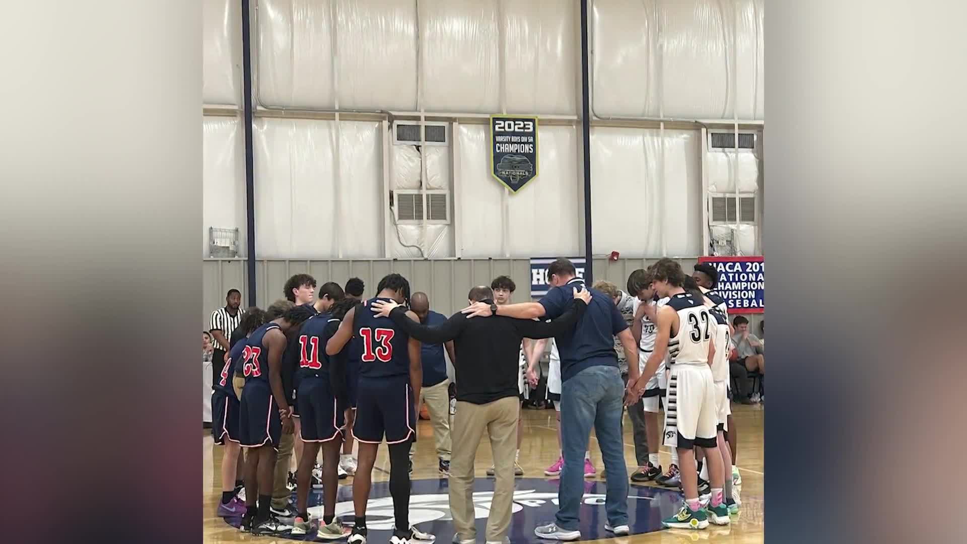 Aeyden Jones honored with Scholar Athlete award – WJBF