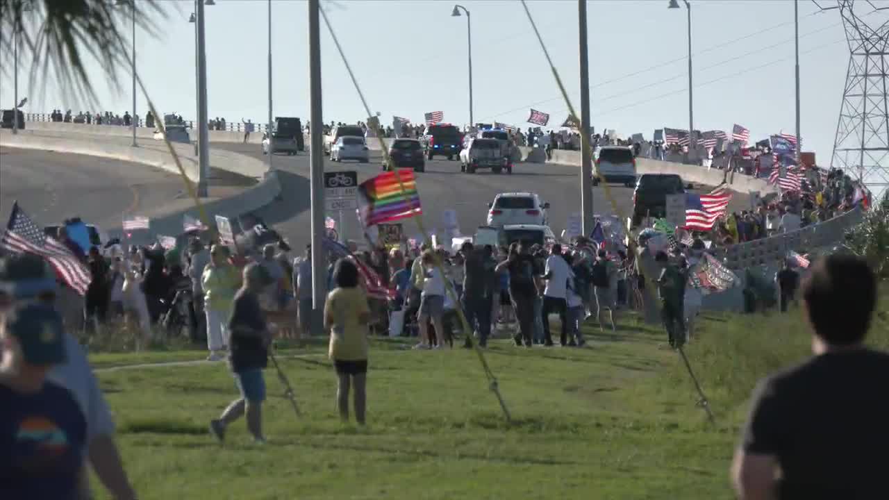 Hundreds gathered for ‘No Kings Protest’ at Carl Gray Park ...