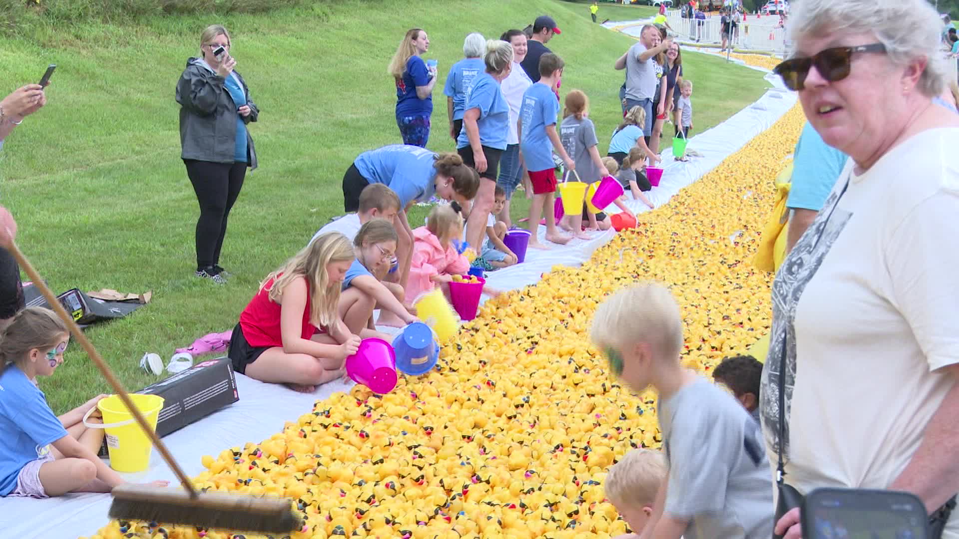 35th annual Duck Race raises record-breaking $230,000 – CIProud.com