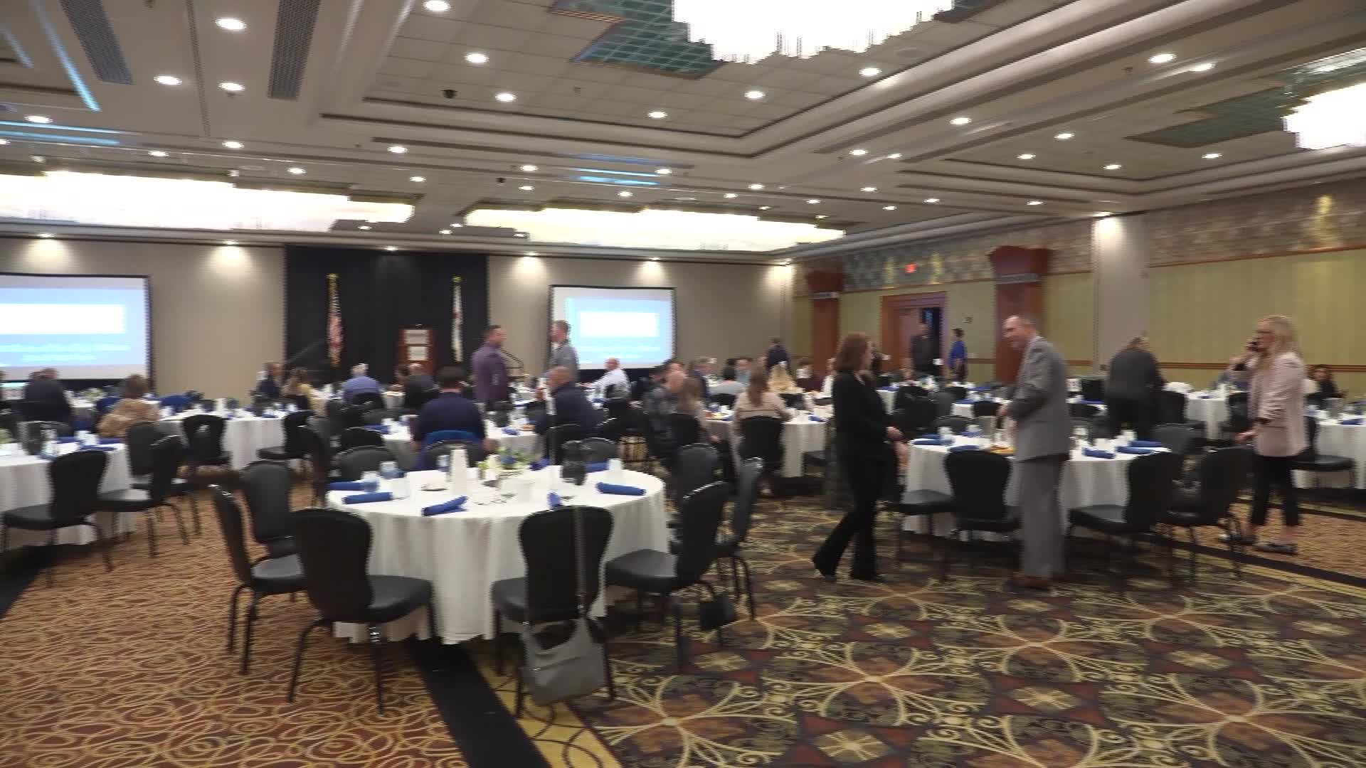 ‘East to Par-A-Dice’: East Peoria Mayor unveils new tagline in State of ...