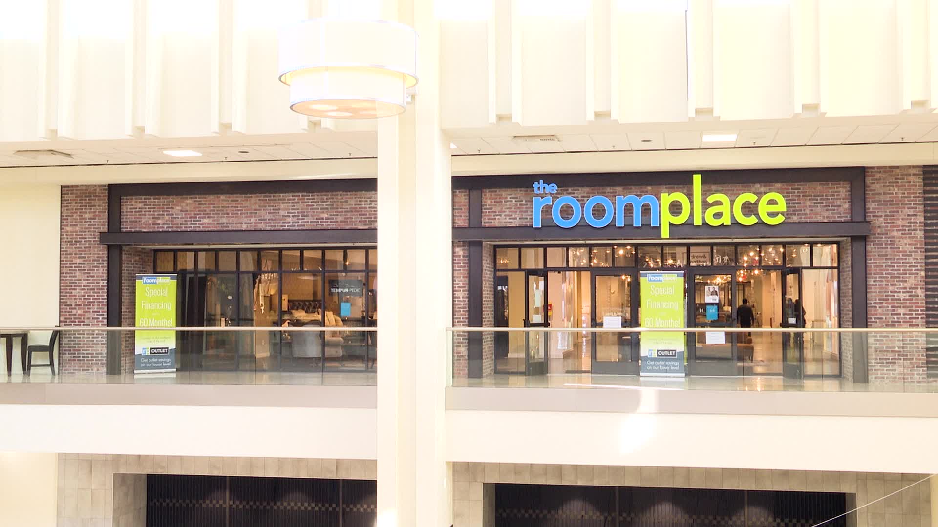 Peoria RoomPlace announces final liquidation sale before closure ...