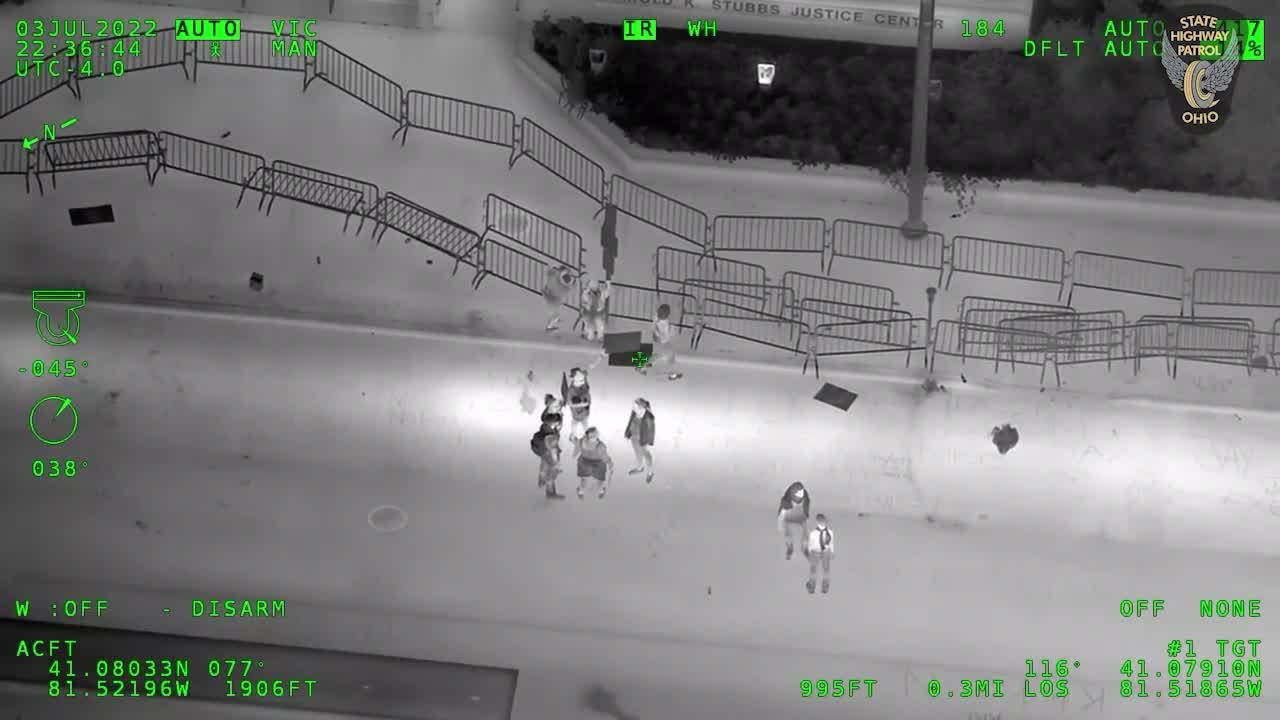 Watch: Chopper video captures Akron protestors confronting police – Fox ...