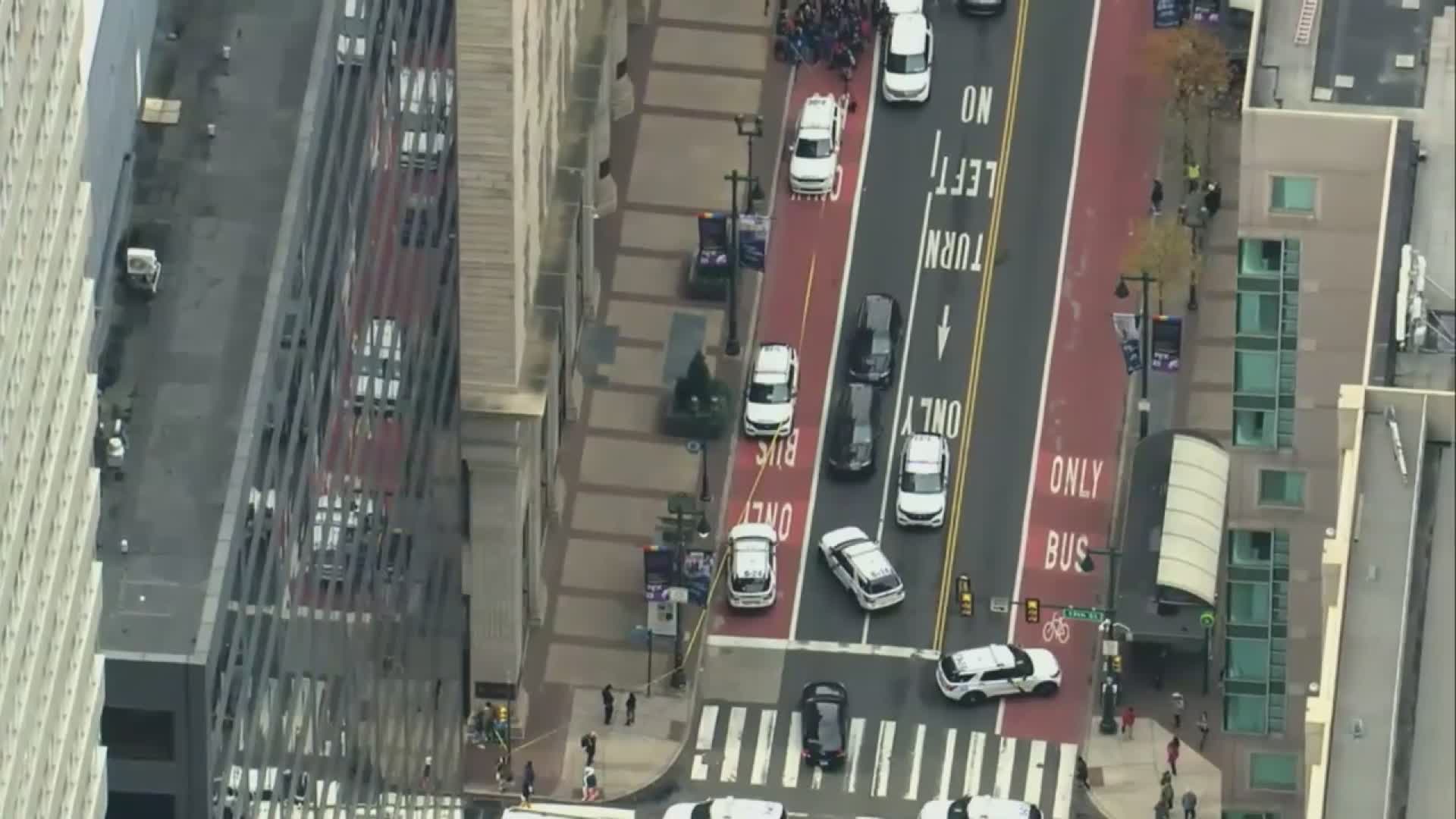 Suspected shoplifter stabs 2 security guards, killing 1 at Philadelphia ...