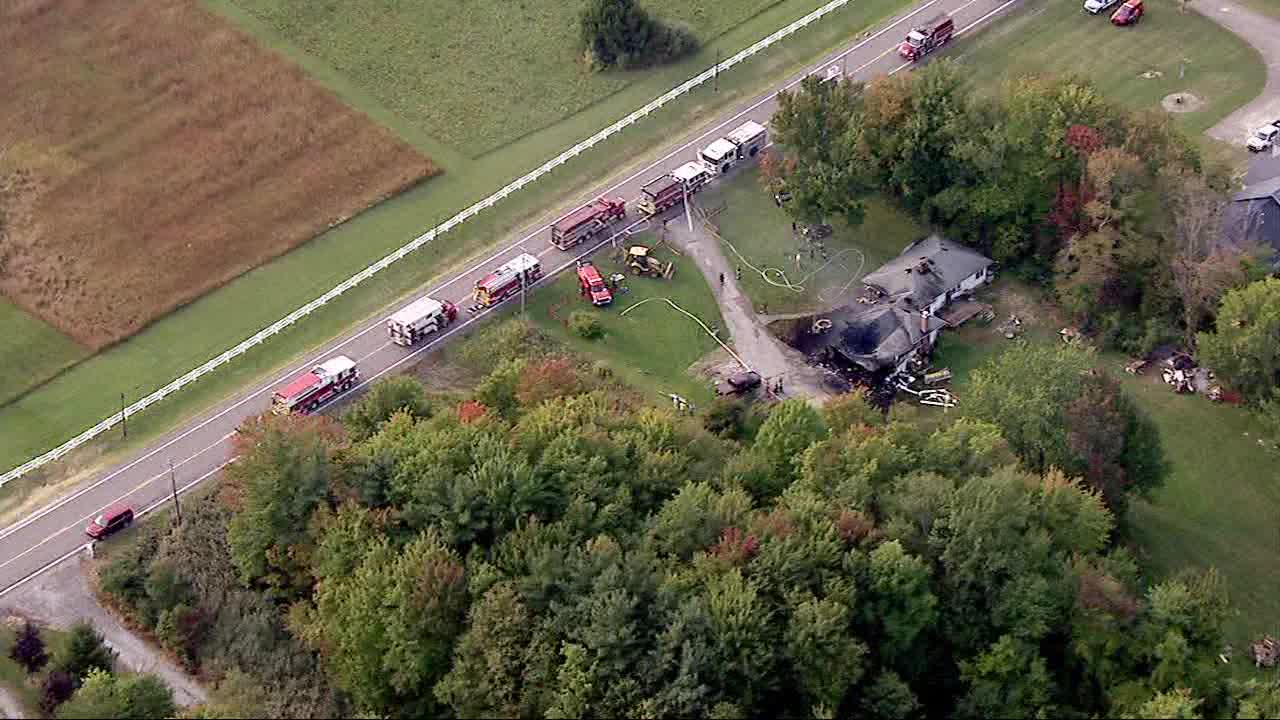 Watch: Crews respond to Geauga County garage fire – Fox 8 Cleveland WJW