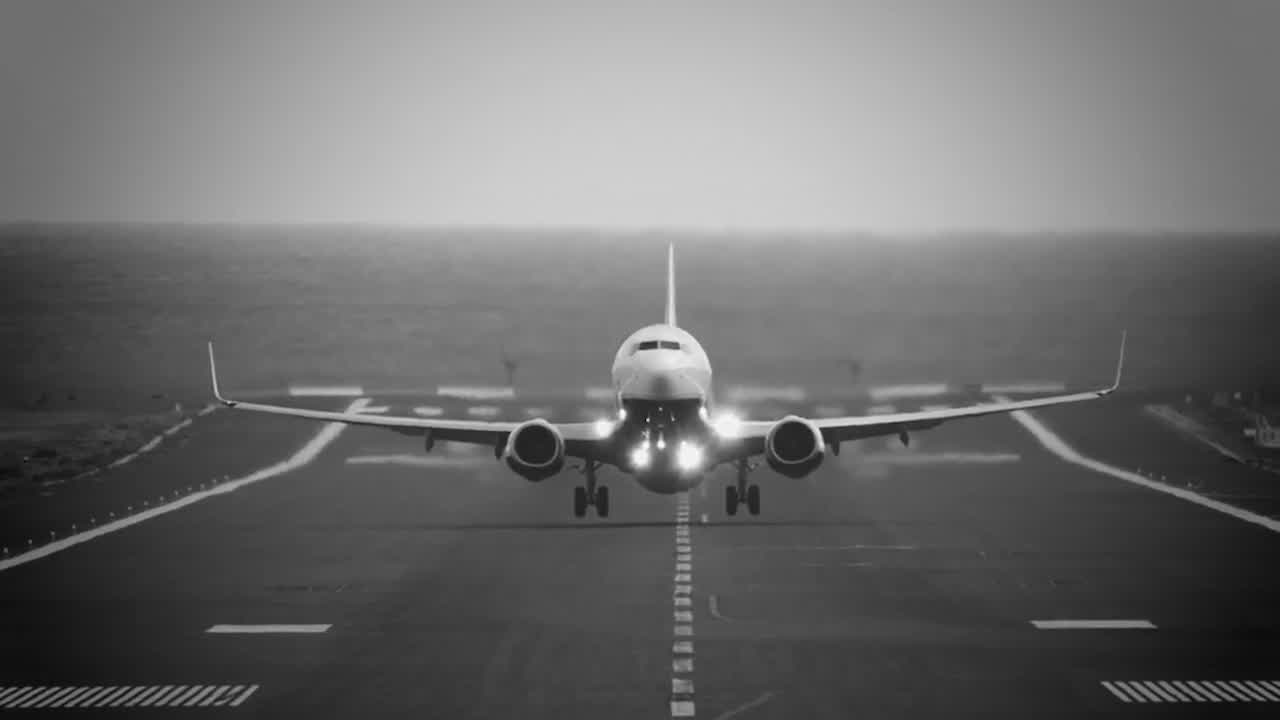 Fear of flying? Program helps aerophobic’s overcome fear – Fox 8 ...