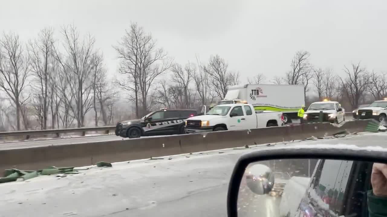 Snowplow, 5 other vehicles, crash due to slick roads – Fox 8 Cleveland WJW
