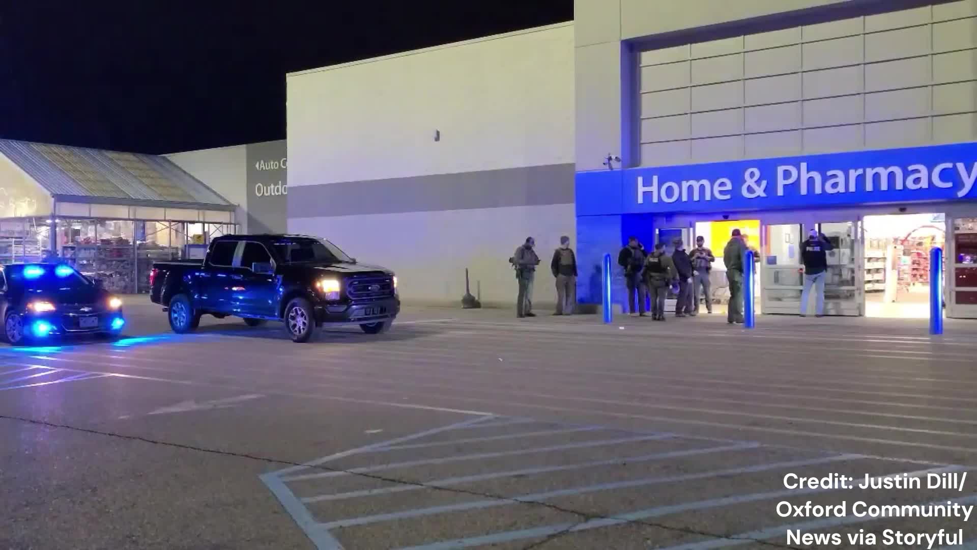 Argument leads to shootout at Walmart (Credit: Justin Dill/Oxford ...