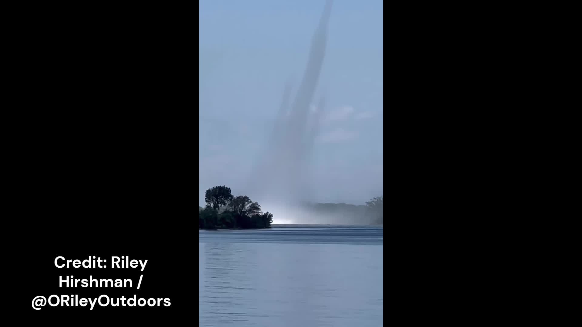 Waterspout seen from Bay View – Fox 8 Cleveland WJW