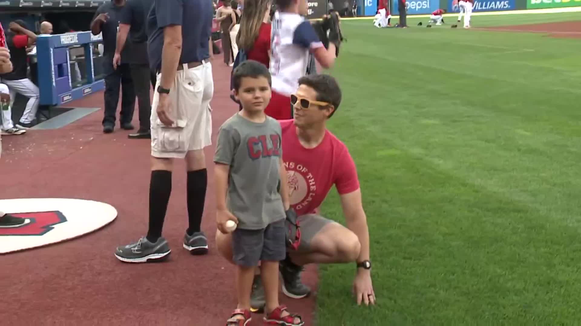 Autumn Ziemba’s son throws first pitch at Guardians game – Fox 8 ...