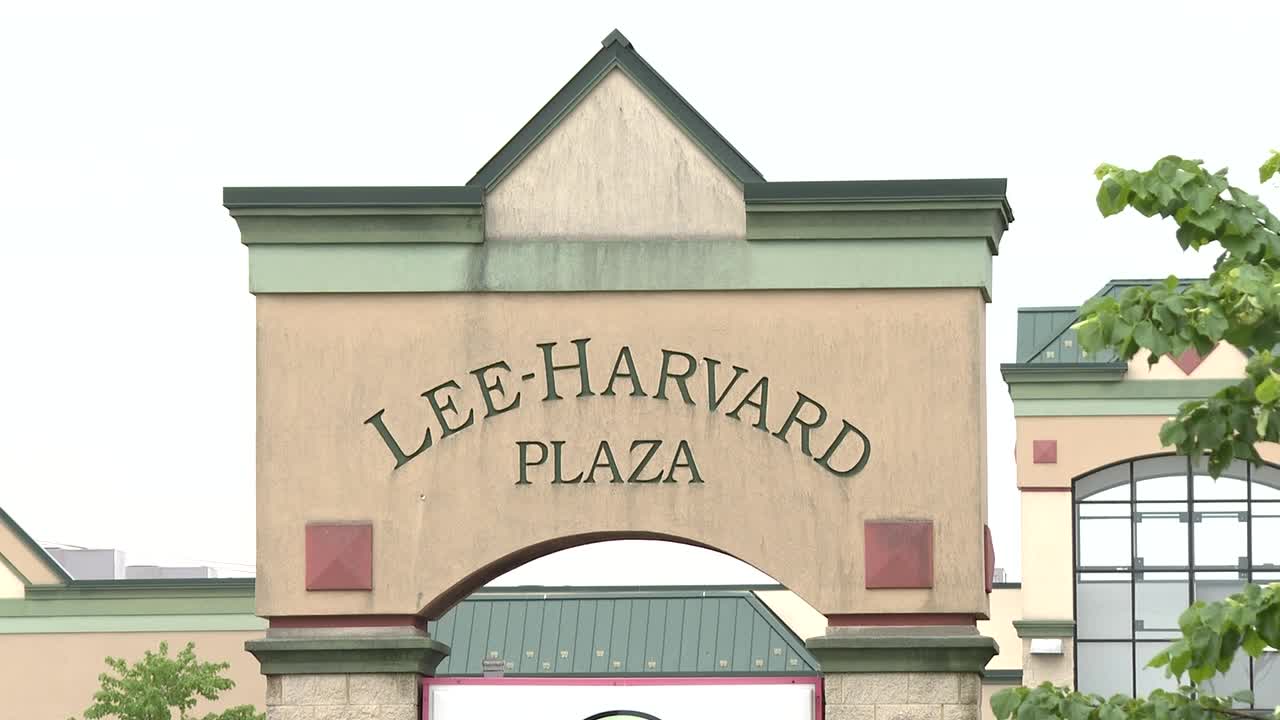 Cleveland neighborhood ‘concerned’ after 7 injured in Lee-Harvard plaza ...