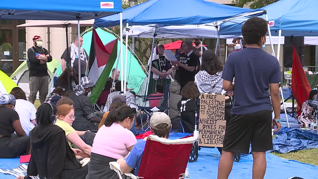 Case Western: ‘No plans to intervene’ at protest encampments – Fox 8 ...