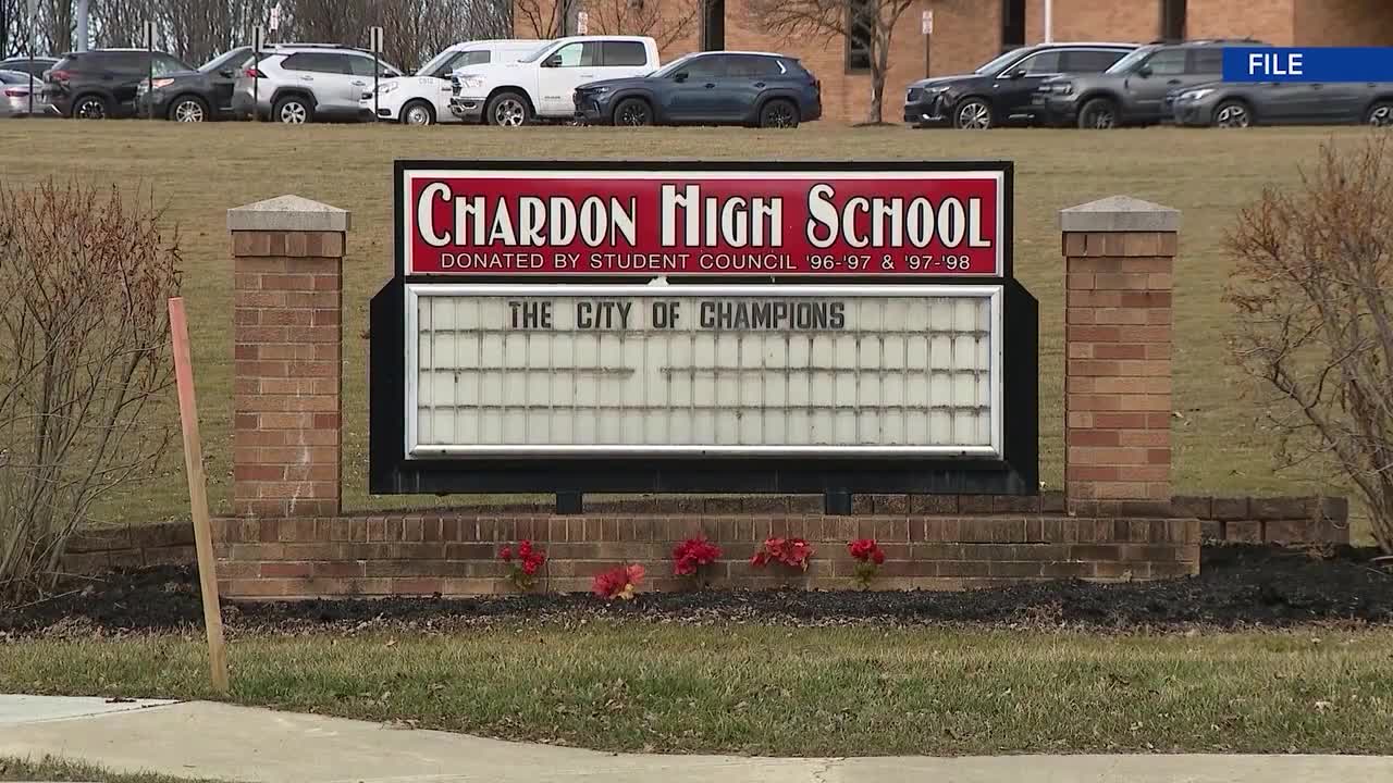 Chardon Schools parents petition to push back school start date – Fox 8 ...