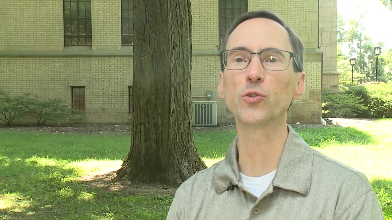 Ohio professor predicts game winners with math – Fox 8 Cleveland WJW