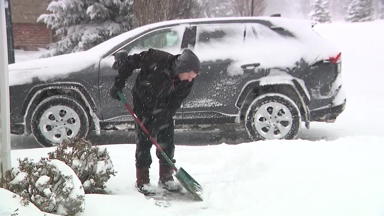 Pepper Pike residents dig out of the snow that dumped on Northeast Ohio ...
