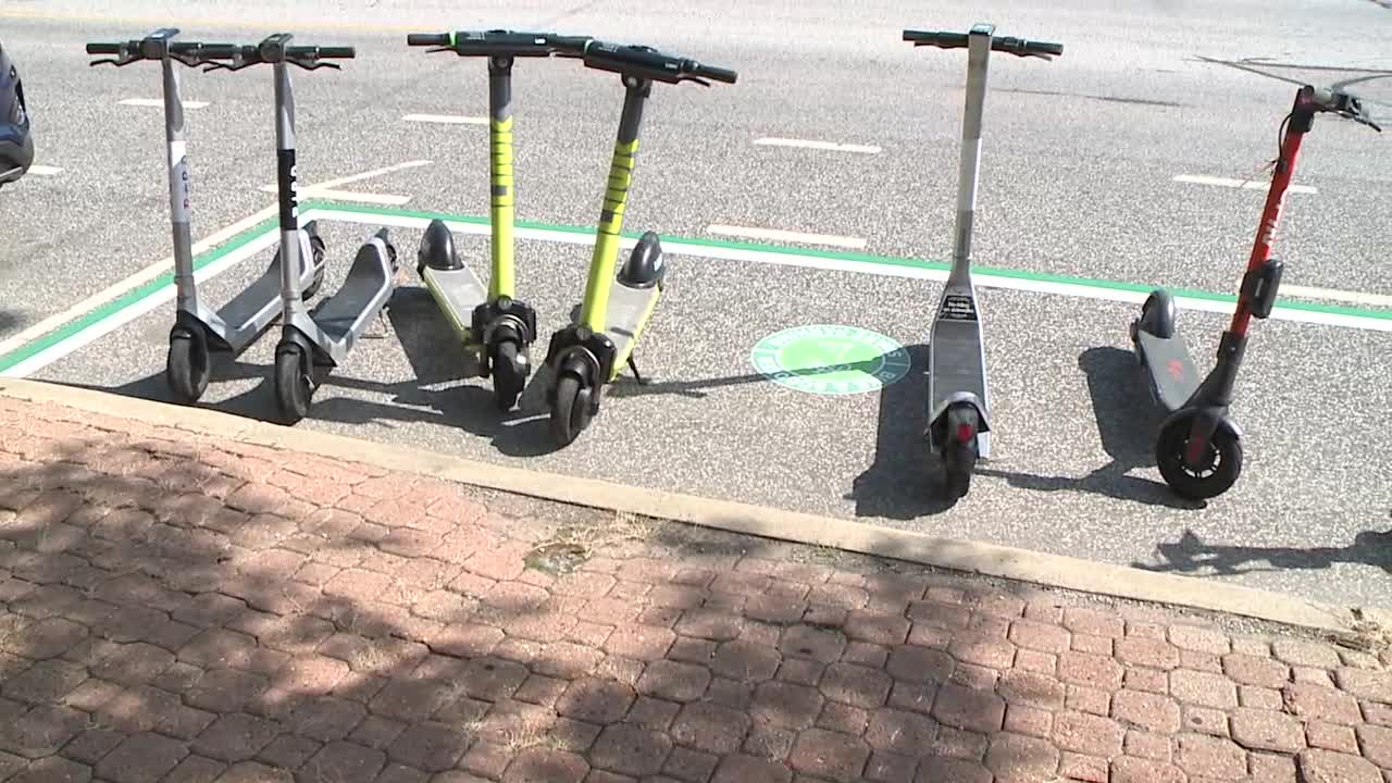 ‘A mess’: Lakewood’s electric scooter share program already causes ...