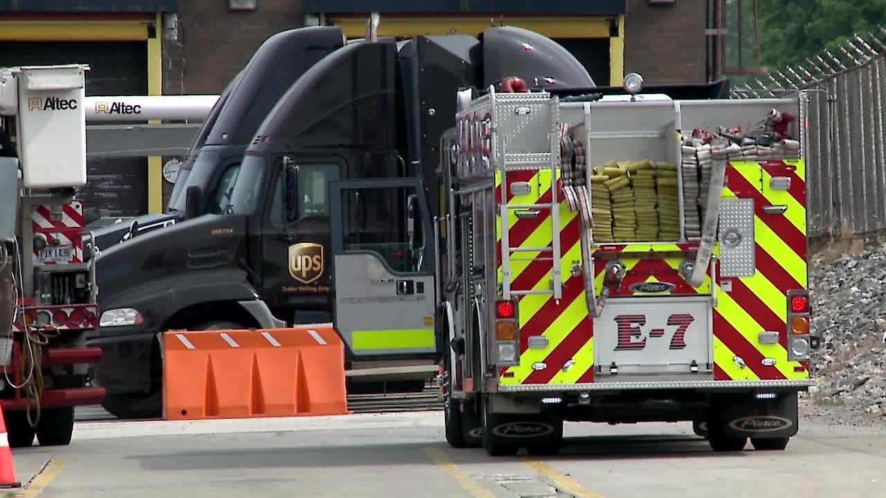 Crews battle fire at UPS customer center in Middleburg Heights – Fox 8 ...