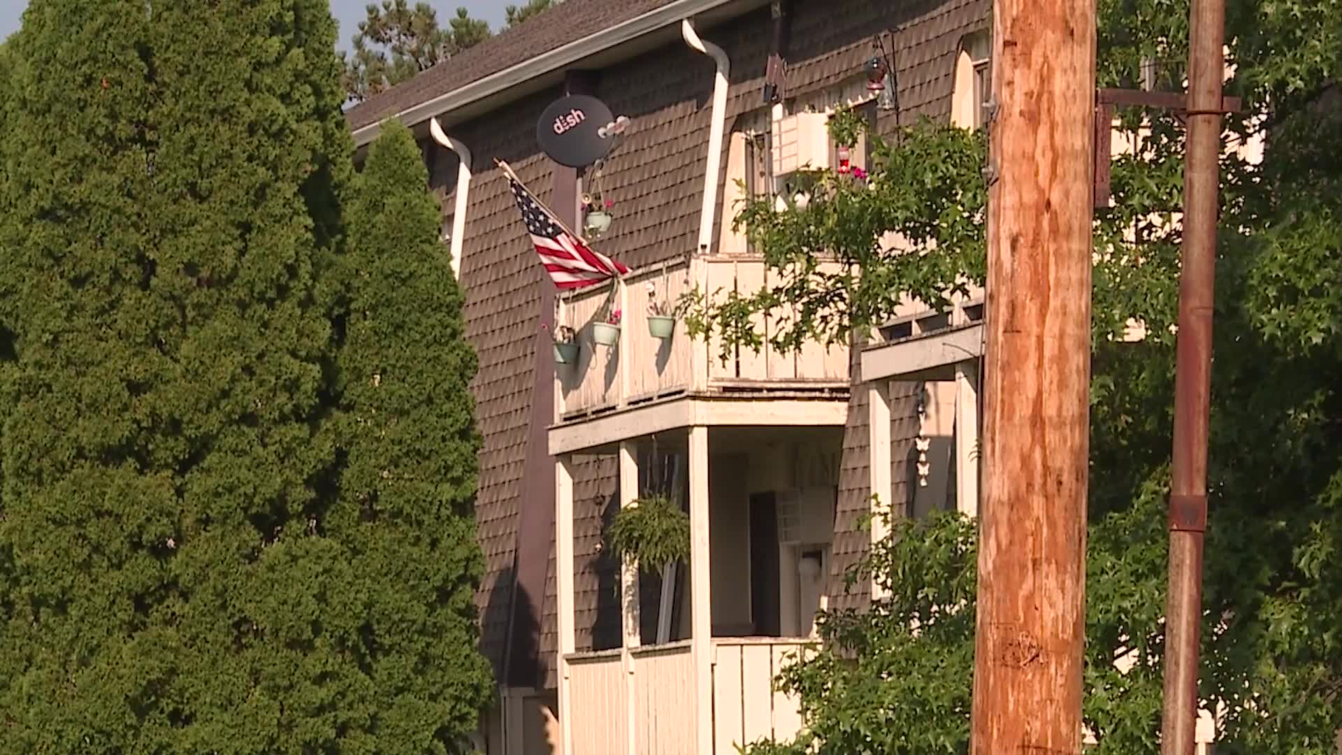 ‘I have nowhere to go’: Tenants face eviction after flooded apartments ...