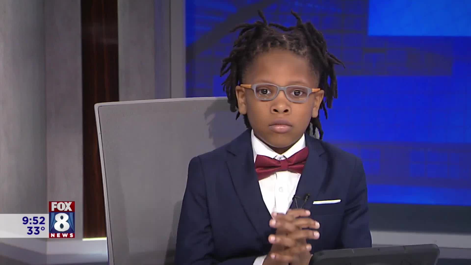 Mini Wayne Dawson joins the anchor desk – Fox 8 Cleveland WJW